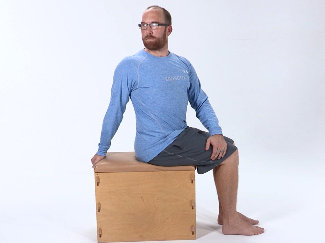 Sitting Chair Twist